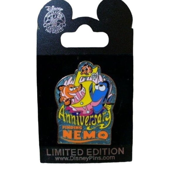 Disney | Accessories | Disney Pixar Finding Nemo 5th Anniversary Dory ...